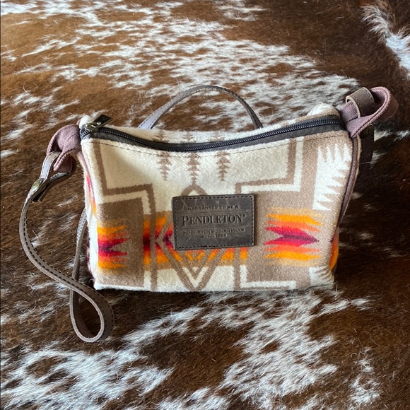 Pendleton | Bags | Pendleton Travel Kit Bag In Chief Joseph | Poshmark